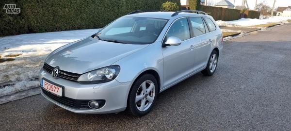 Grey Volkswagen Golf 2010 in Kedainiai, with an engine capacity of 2.00 L and mileage of 268 thousand km for 4199 €, photo 2 on AUTOMOTO.COM.LV