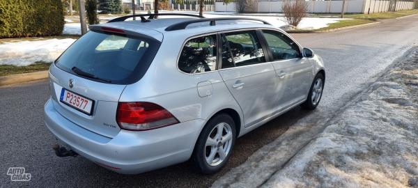 Grey Volkswagen Golf 2010 in Kedainiai, with an engine capacity of 2.00 L and mileage of 268 thousand km for 4199 €, photo 3 on AUTOMOTO.COM.LV