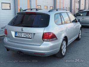 Grey Volkswagen Golf 2010 in Tartu, with an engine capacity of 1.60 L and mileage of 389 thousand km for 2990 €, photo 4 on AUTOMOTO.COM.LV
