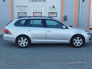 Grey Volkswagen Golf 2010 in Tartu, with an engine capacity of 1.60 L and mileage of 389 thousand km for 2990 €, photo 8 on AUTOMOTO.COM.LV
