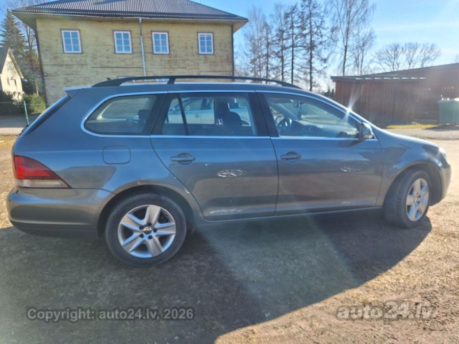 Grey Volkswagen Golf 2010 in Voru, with an engine capacity of 2.00 L and mileage of 361 thousand km for 4200 €, photo 1 on AUTOMOTO.COM.LV