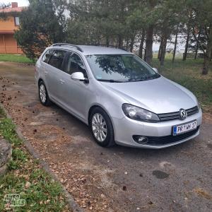 Pelēks Volkswagen Golf 2010 Marijampole, ar dzinēja tilpumu 2.00 L un nobraukumu 264 tūkst. km par 3400 €, foto 3 vietnē AUTOMOTO.COM.LV