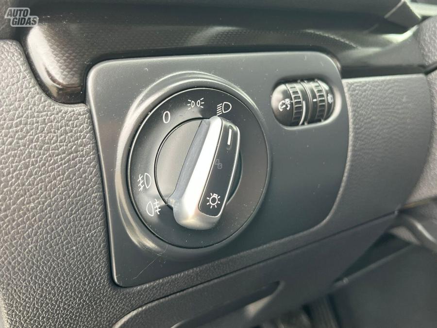 Grey Volkswagen Golf 2010 in Marijampole, with an engine capacity of 1.40 L and mileage of 190 thousand km for 3150 €, photo 18 on AUTOMOTO.COM.LV
