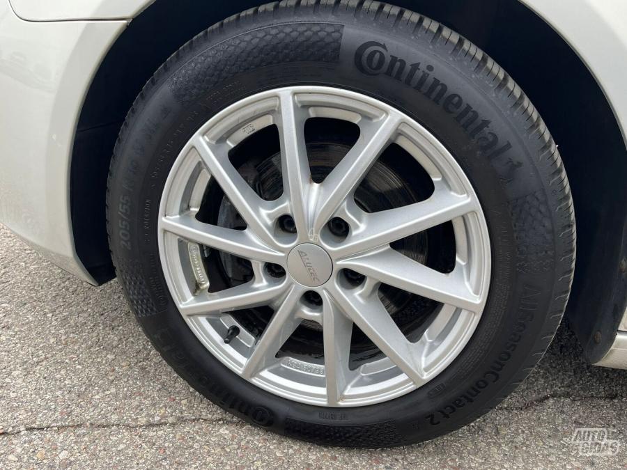 Grey Volkswagen Golf 2010 in Marijampole, with an engine capacity of 1.40 L and mileage of 190 thousand km for 3150 €, photo 27 on AUTOMOTO.COM.LV