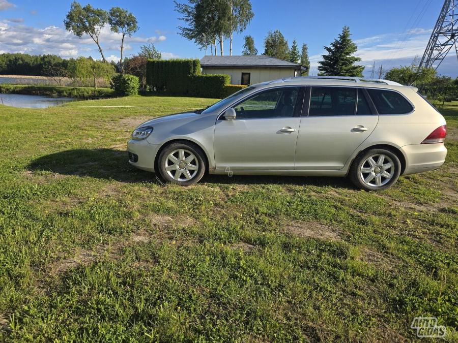 Pelēks Volkswagen Golf 2010 Elektrėnai, ar dzinēja tilpumu 2.00 L un nobraukumu 431 tūkst. km par 2800 €, foto 1 vietnē AUTOMOTO.COM.LV