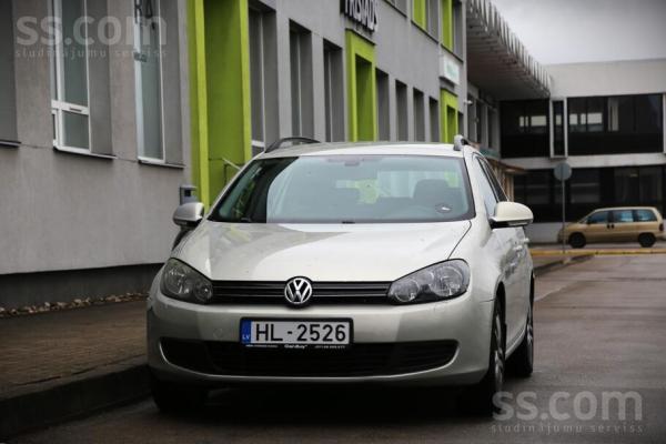 Grey Volkswagen Golf 2010 in Riga, with an engine capacity of 1.40 L and mileage of 265 thousand km for 2595 €, photo 1 on AUTOMOTO.COM.LV