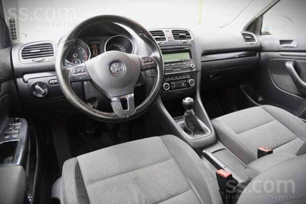 Grey Volkswagen Golf 2010 in Riga, with an engine capacity of 1.40 L and mileage of 265 thousand km for 2595 €, photo 7 on AUTOMOTO.COM.LV