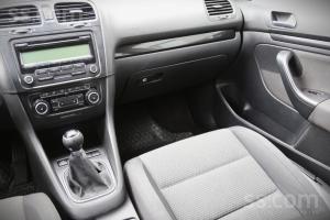 Grey Volkswagen Golf 2010 in Riga, with an engine capacity of 1.40 L and mileage of 265 thousand km for 2595 €, photo 9 on AUTOMOTO.COM.LV