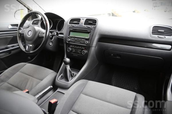 Grey Volkswagen Golf 2010 in Riga, with an engine capacity of 1.40 L and mileage of 265 thousand km for 2595 €, photo 10 on AUTOMOTO.COM.LV
