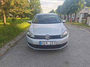 Серый Фольксваген Гольф 2010 в Шяуляй, объемом двигателя 1.60 л и пробегом 395 тыс. км за 2700 €, фото 3 на AUTOMOTO.COM.LV