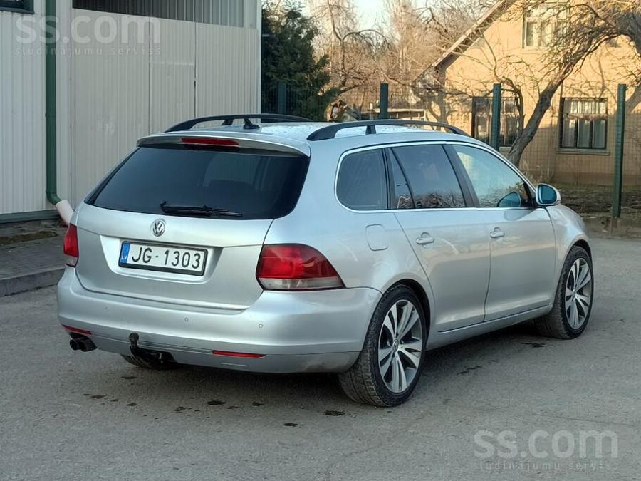 Pelēks Volkswagen Golf 2010 Ogre, ar dzinēja tilpumu 2.00 L un nobraukumu 357 tūkst. km par 2000 €, foto 4 vietnē AUTOMOTO.COM.LV