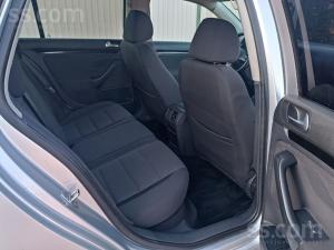 Pelēks Volkswagen Golf 2010 Ogre, ar dzinēja tilpumu 2.00 L un nobraukumu 357 tūkst. km par 2000 €, foto 10 vietnē AUTOMOTO.COM.LV