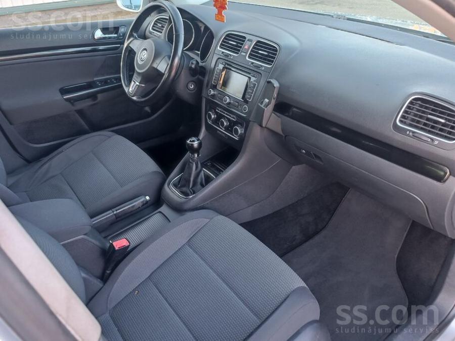 Pelēks Volkswagen Golf 2010 Ogre, ar dzinēja tilpumu 2.00 L un nobraukumu 357 tūkst. km par 2000 €, foto 12 vietnē AUTOMOTO.COM.LV
