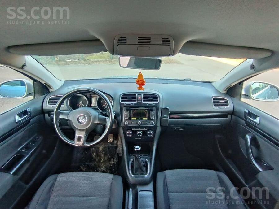 Pelēks Volkswagen Golf 2010 Ogre, ar dzinēja tilpumu 2.00 L un nobraukumu 357 tūkst. km par 2000 €, foto 13 vietnē AUTOMOTO.COM.LV