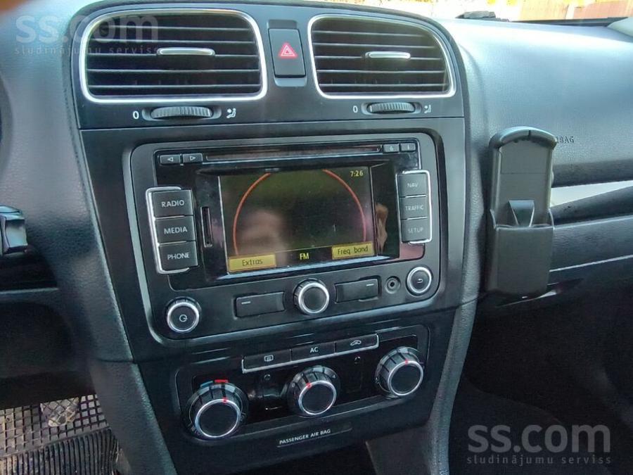 Pelēks Volkswagen Golf 2010 Ogre, ar dzinēja tilpumu 2.00 L un nobraukumu 357 tūkst. km par 2000 €, foto 14 vietnē AUTOMOTO.COM.LV