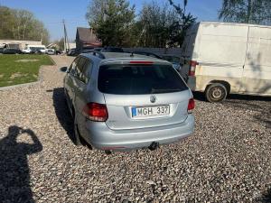 Pelēks Volkswagen Golf 2010 Marijampole, ar dzinēja tilpumu 1.20 L un nobraukumu 187 tūkst. km par 2000 €, foto 9 vietnē AUTOMOTO.COM.LV