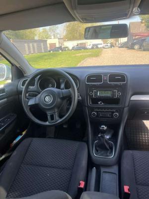 Pelēks Volkswagen Golf 2010 Marijampole, ar dzinēja tilpumu 1.20 L un nobraukumu 187 tūkst. km par 2000 €, foto 11 vietnē AUTOMOTO.COM.LV