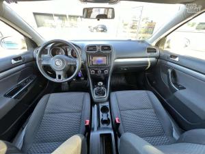 Grey Volkswagen Golf 2010 in Siauliai, with an engine capacity of 1.60 L and mileage of 263 thousand km for 3900 €, photo 13 on AUTOMOTO.COM.LV