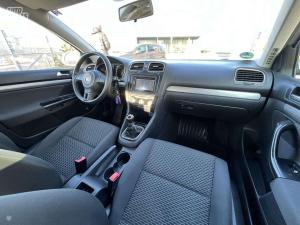 Grey Volkswagen Golf 2010 in Siauliai, with an engine capacity of 1.60 L and mileage of 263 thousand km for 3900 €, photo 15 on AUTOMOTO.COM.LV