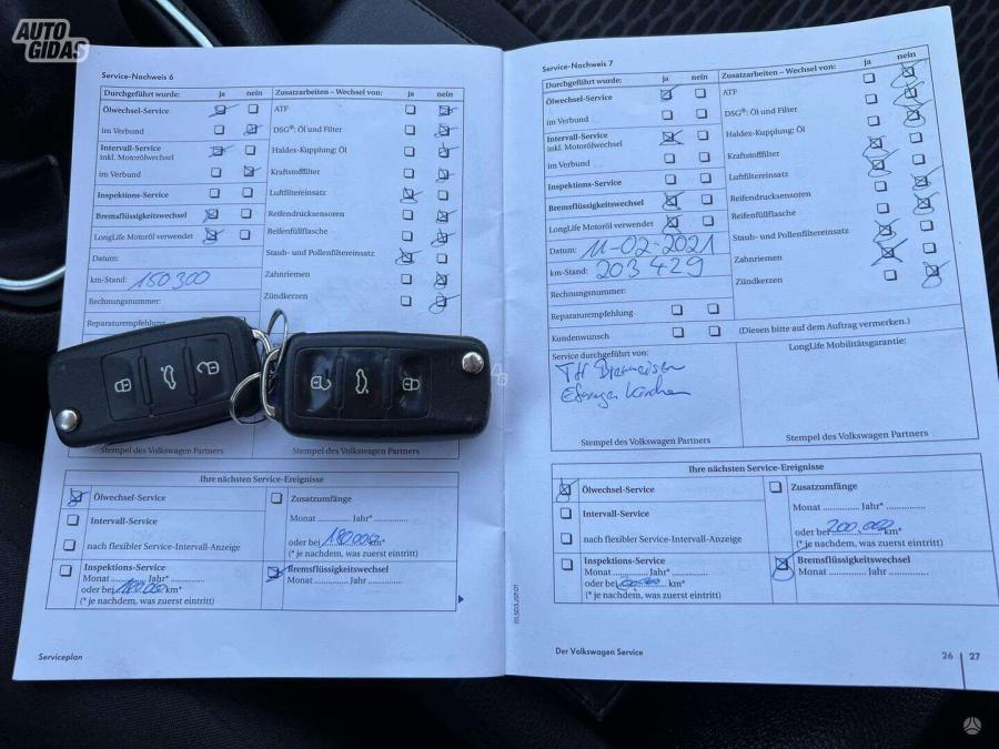 Grey Volkswagen Golf 2010 in Siauliai, with an engine capacity of 1.60 L and mileage of 263 thousand km for 3900 €, photo 19 on AUTOMOTO.COM.LV