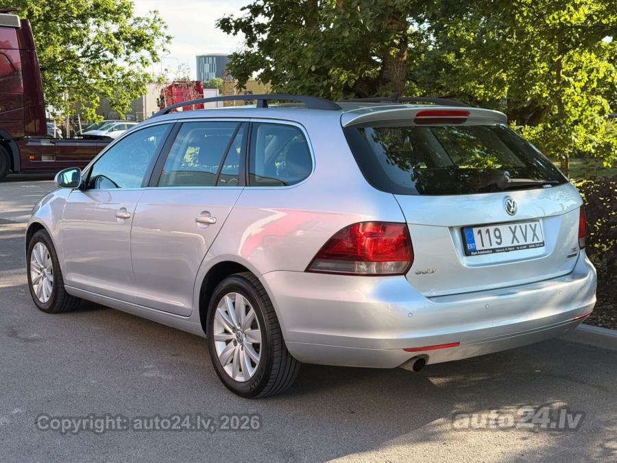 Grey Volkswagen Golf 2010 in Tallinn, with an engine capacity of 1.60 L and mileage of 253 thousand km for 3490 €, photo 3 on AUTOMOTO.COM.LV