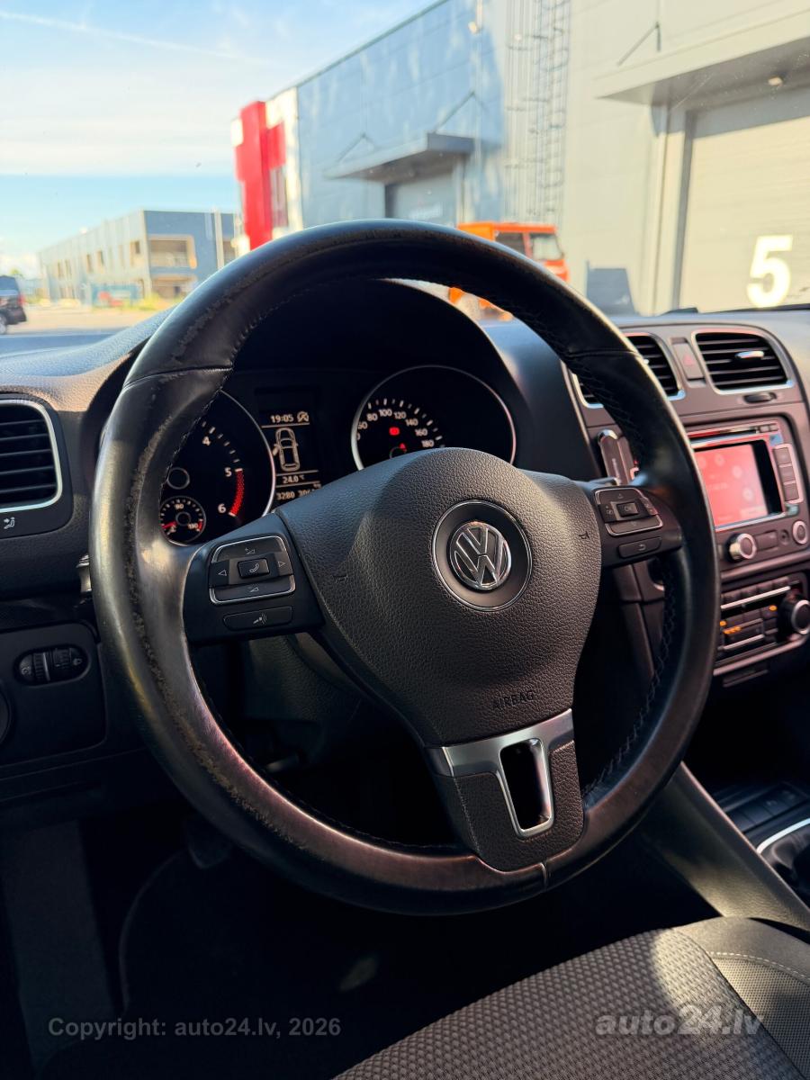 Grey Volkswagen Golf 2010 in Tallinn, with an engine capacity of 1.60 L and mileage of 253 thousand km for 3490 €, photo 10 on AUTOMOTO.COM.LV