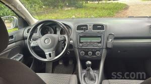 Pelēks Volkswagen Golf 2010 Rīga, ar dzinēja tilpumu 1.60 L un nobraukumu 406 tūkst. km par 2300 €, foto 7 vietnē AUTOMOTO.COM.LV