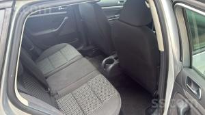 Pelēks Volkswagen Golf 2010 Rīga, ar dzinēja tilpumu 1.60 L un nobraukumu 406 tūkst. km par 2300 €, foto 11 vietnē AUTOMOTO.COM.LV