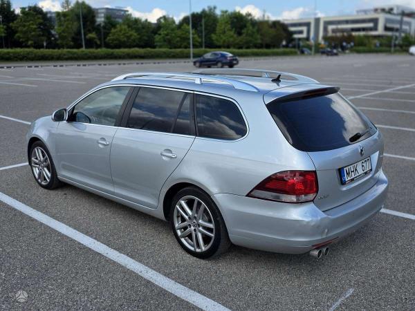 Grey Volkswagen Golf 2010 in Vilnius, with an engine capacity of 1.97 L and mileage of 280 thousand km for 2900 €, photo 7 on AUTOMOTO.COM.LV
