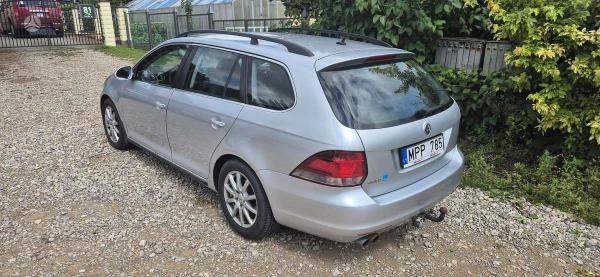 Grey Volkswagen Golf 2010 in Siauliai, with an engine capacity of 1.40 L and mileage of 261 thousand km for 2700 €, photo 6 on AUTOMOTO.COM.LV