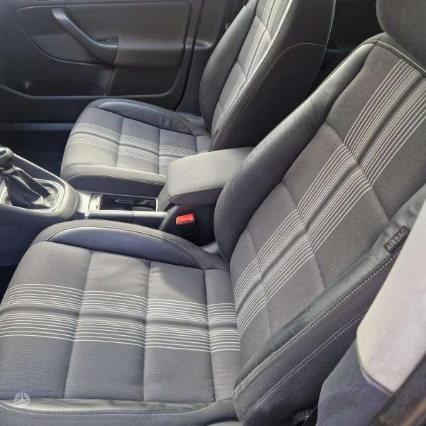 Pelēks Volkswagen Golf 2010 Utena, ar dzinēja tilpumu 1.60 L un nobraukumu 237 tūkst. km par 3100 €, foto 8 vietnē AUTOMOTO.COM.LV