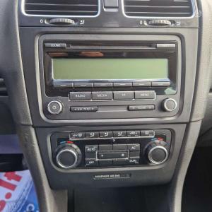 Pelēks Volkswagen Golf 2010 Utena, ar dzinēja tilpumu 1.60 L un nobraukumu 237 tūkst. km par 3100 €, foto 13 vietnē AUTOMOTO.COM.LV