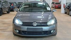 Grey Volkswagen Golf 2010 in Limbazi, with an engine capacity of 2.00 L and mileage of 274 thousand km for 5250 €, photo 3 on AUTOMOTO.COM.LV