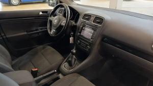 Grey Volkswagen Golf 2010 in Limbazi, with an engine capacity of 2.00 L and mileage of 274 thousand km for 5250 €, photo 9 on AUTOMOTO.COM.LV