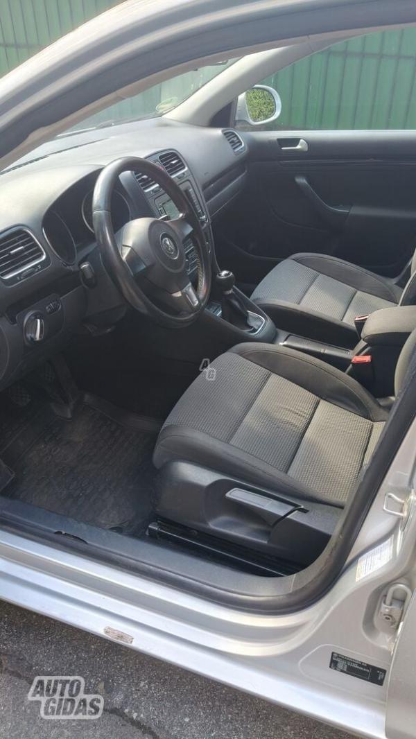 Grey Volkswagen Golf 2010 in Vilnius, with an engine capacity of 1.40 L and mileage of 337 thousand km for 1200 €, photo 10 on AUTOMOTO.COM.LV