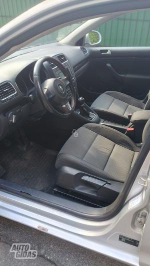 Grey Volkswagen Golf 2010 in Vilnius, with an engine capacity of 1.40 L and mileage of 337 thousand km for 1200 €, photo 11 on AUTOMOTO.COM.LV