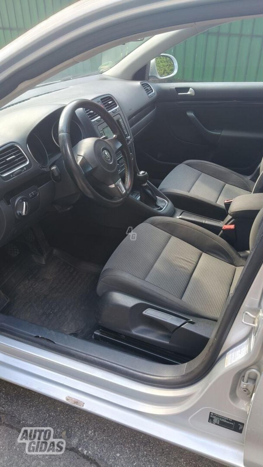 Grey Volkswagen Golf 2010 in Vilnius, with an engine capacity of 1.40 L and mileage of 337 thousand km for 1200 €, photo 11 on AUTOMOTO.COM.LV