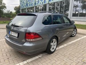Pelēks Volkswagen Golf 2010 Rīga, ar dzinēja tilpumu 1.60 L un nobraukumu 240 tūkst. km par 4100 €, foto 4 vietnē AUTOMOTO.COM.LV