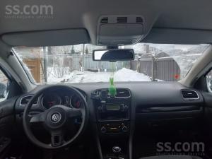 Pelēks Volkswagen Golf 2010 Jelgava, ar dzinēja tilpumu 1.60 L un nobraukumu 408 tūkst. km par 1150 €, foto 5 vietnē AUTOMOTO.COM.LV