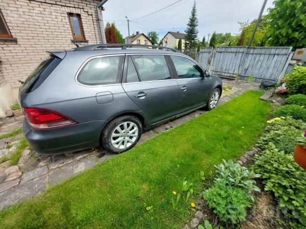 Grey Volkswagen Golf 2010 in Jelgava, with an engine capacity of 1.60 L and mileage of 408 thousand km for 1150 €, photo 5 on AUTOMOTO.COM.LV