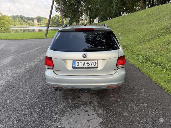 Grey Volkswagen Golf 2010 in Kelme, with an engine capacity of 1.39 L and mileage of 254 thousand km for 2650 €, photo 7 on AUTOMOTO.COM.LV