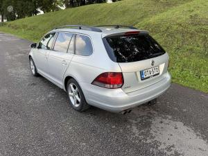 Pelēks Volkswagen Golf 2010 Kelmė, ar dzinēja tilpumu 1.39 L un nobraukumu 254 tūkst. km par 2650 €, foto 8 vietnē AUTOMOTO.COM.LV