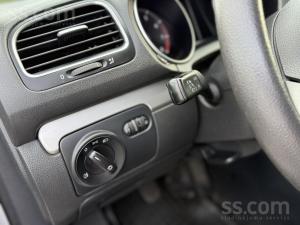 Pelēks Volkswagen Golf 2010 Rīga, ar dzinēja tilpumu 1.60 L un nobraukumu 170 tūkst. km par 3200 €, foto 32 vietnē AUTOMOTO.COM.LV