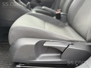 Pelēks Volkswagen Golf 2010 Rīga, ar dzinēja tilpumu 1.60 L un nobraukumu 170 tūkst. km par 3200 €, foto 33 vietnē AUTOMOTO.COM.LV