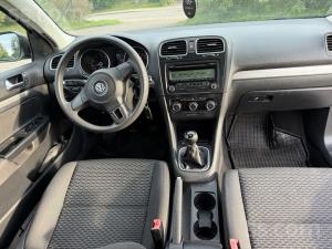 Pelēks Volkswagen Golf 2010 Rīga, ar dzinēja tilpumu 1.60 L un nobraukumu 170 tūkst. km par 3200 €, foto 34 vietnē AUTOMOTO.COM.LV