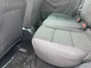Pelēks Volkswagen Golf 2010 Rīga, ar dzinēja tilpumu 1.60 L un nobraukumu 170 tūkst. km par 3200 €, foto 36 vietnē AUTOMOTO.COM.LV