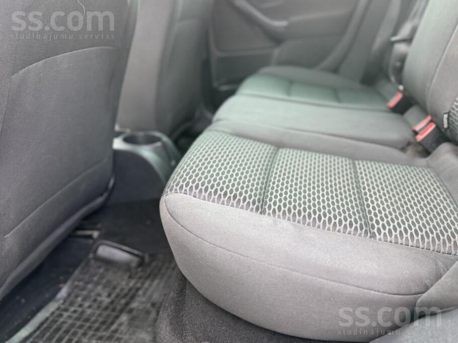 Pelēks Volkswagen Golf 2010 Rīga, ar dzinēja tilpumu 1.60 L un nobraukumu 170 tūkst. km par 3200 €, foto 36 vietnē AUTOMOTO.COM.LV