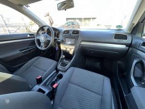 Grey Volkswagen Golf 2010 in Siauliai, with an engine capacity of 1.60 L and mileage of 263 thousand km for 3500 €, photo 17 on AUTOMOTO.COM.LV