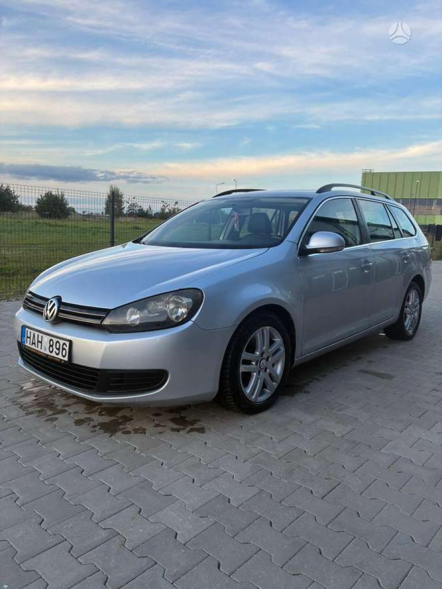 Grey Volkswagen Golf 2010 in Vilnius, with an engine capacity of 1.97 L and mileage of 214 thousand km for 2700 €, photo 3 on AUTOMOTO.COM.LV