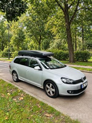 Grey Volkswagen Golf 2010 in Riga, with an engine capacity of 1.60 L and mileage of 291 thousand km for 2200 €, photo 3 on AUTOMOTO.COM.LV